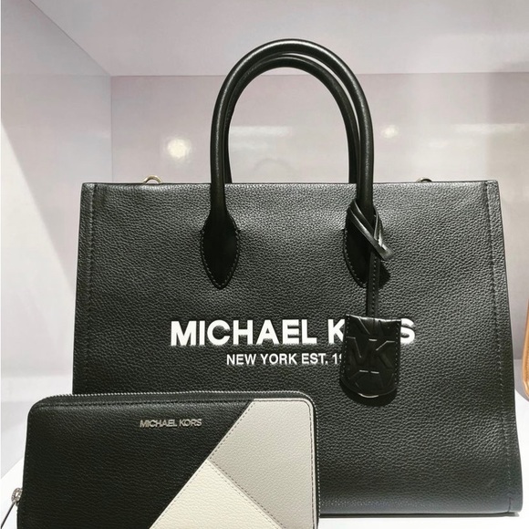 Michael Kors | Bags | Michael Kors Mirella Medium Pebbled Leather Shoulder Tote Bag Wallet Set ...